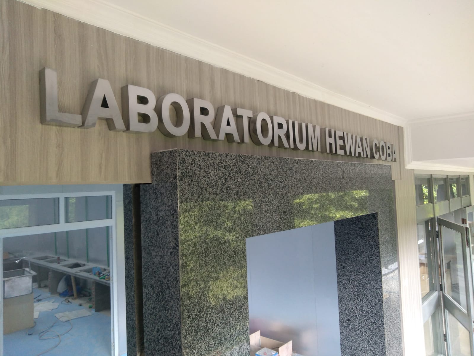 Laboratorium Hewan Coba – Fakultas Kedokteran UNS